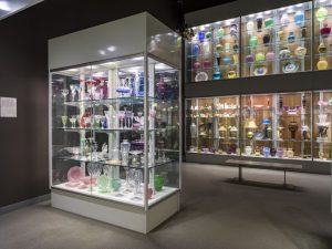 Carder Gallery Slideshow - Carder Steuben Glass Association