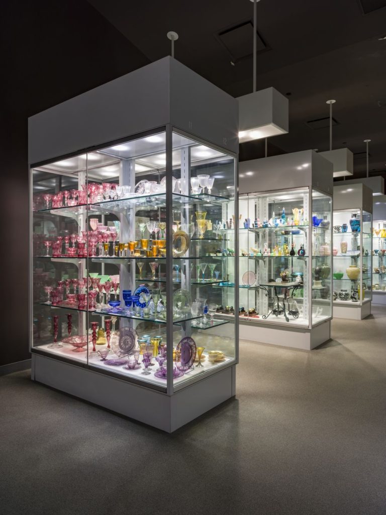 Carder Gallery Slideshow - Carder Steuben Glass Association