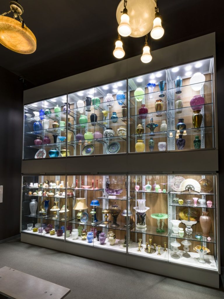 Carder Gallery Slideshow - Carder Steuben Glass Association