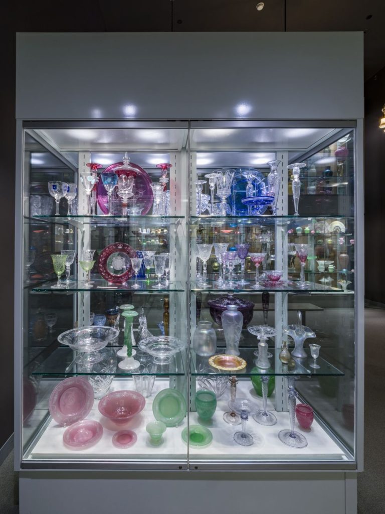 Carder Gallery Slideshow - Carder Steuben Glass Association